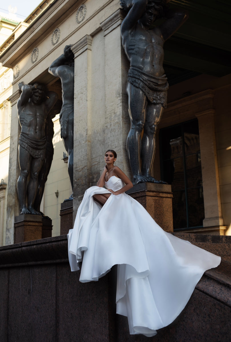 Barbel – DeLux Bridal